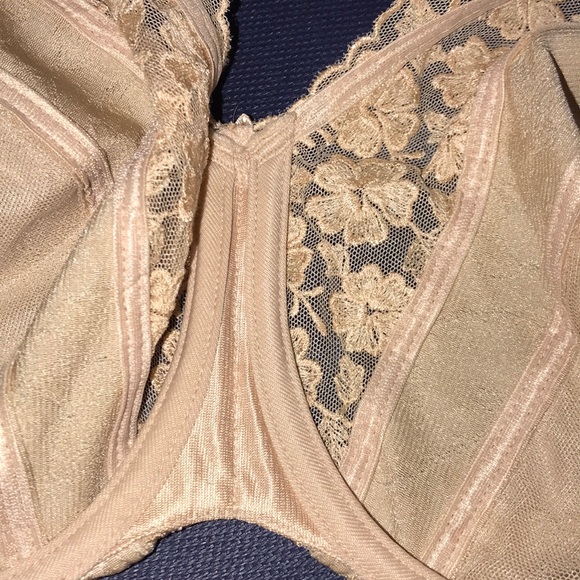 Wacoal | Intimates & Sleepwear | Wacoal 8551 Floral Medley Slimline ...